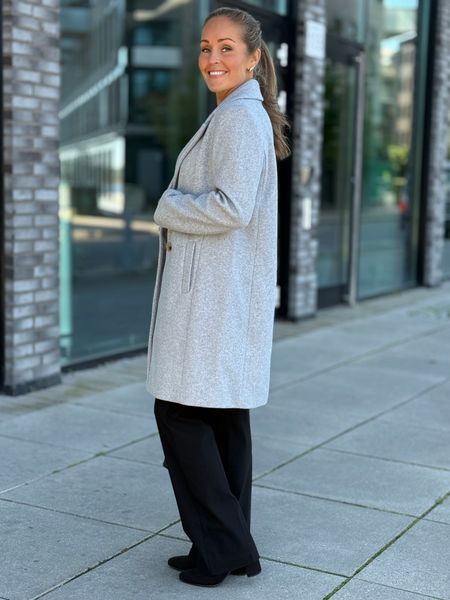 MOTEUNIVERSETS YTTERKLÆR - SOFIES VILLA