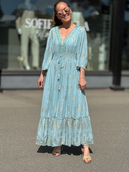 KJOLER HOS SOFIES VILLA